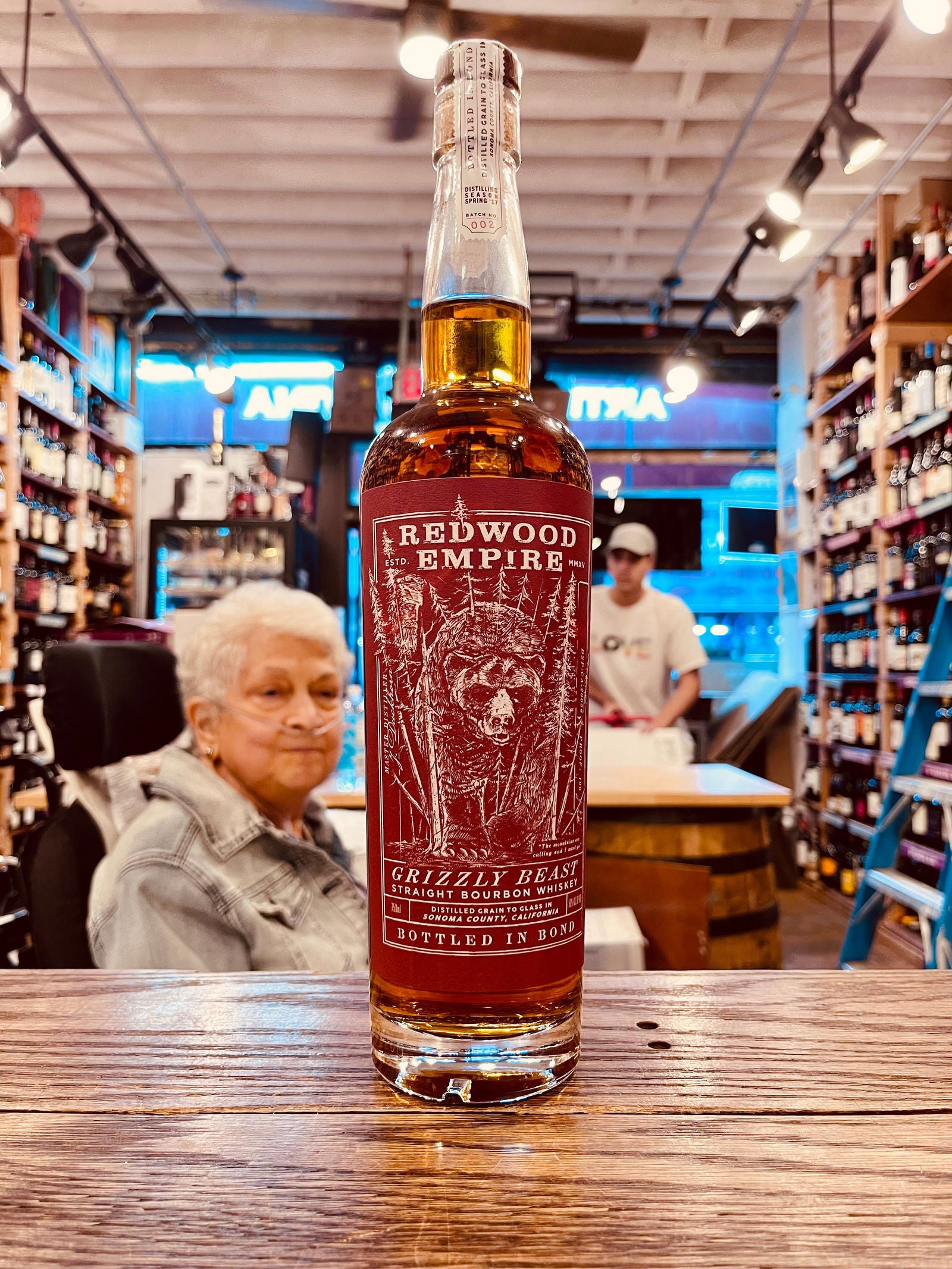 Redwood Empire Bourbon Grizzly Beast Whiskey 750mL – Arthur Cantina ...